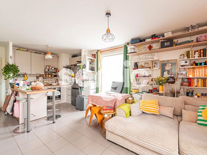 Saint-Denis, République, Gare : Appartement 3 pièces à vendre