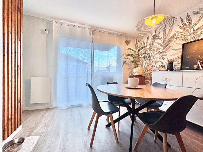 Appartement à vendre - Gujan-Mestras, Centre-ville - 3 pièces - 2 chambres