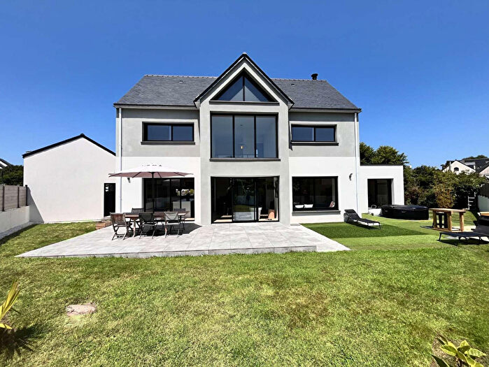 Maison à vendre - Carnac, Carnac Ville - 6 pièces - 4 chambres