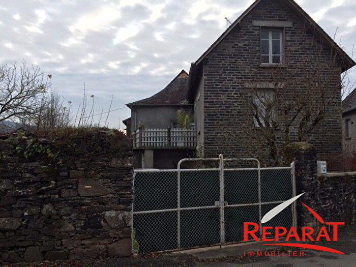 Maison à louer - Voutezac - 4 pièces - 2 chambres