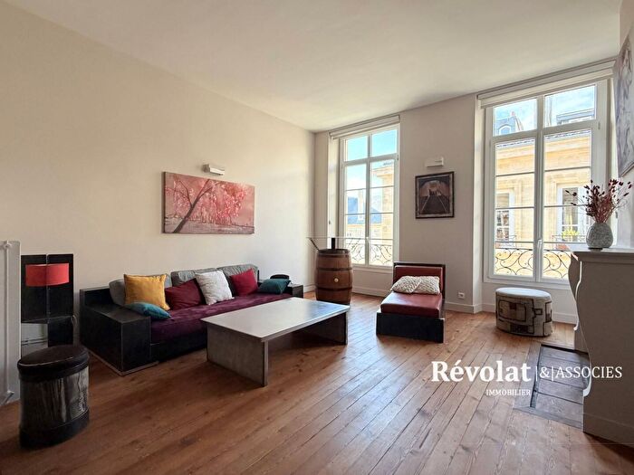Appartement à louer - Bordeaux - 4 pièces - 2 chambres