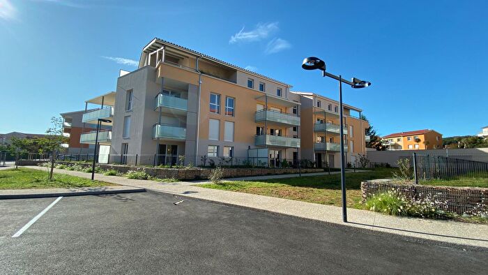 Lozanne - Appartement 3 pièces à vendre