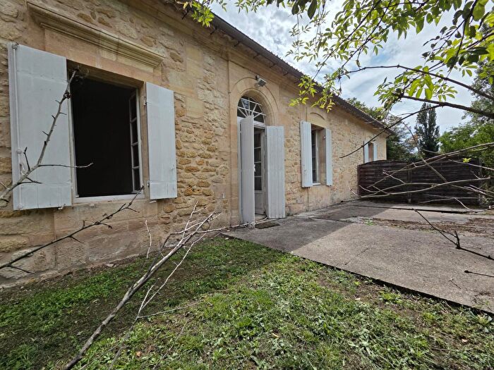 Maison 3 pièces à Peujard, à louer