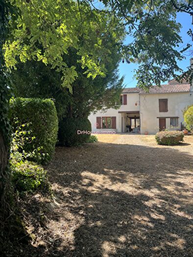 Maison 8 pièces à vendre - Jaunay-Clan