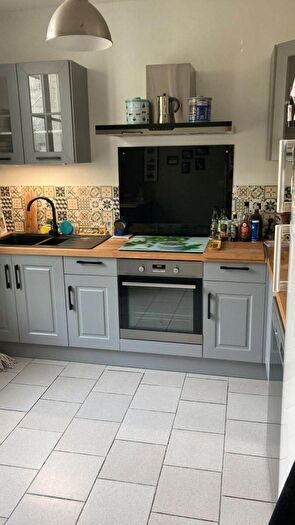 Maison à louer - Bourges - 4 pièces - 3 chambres