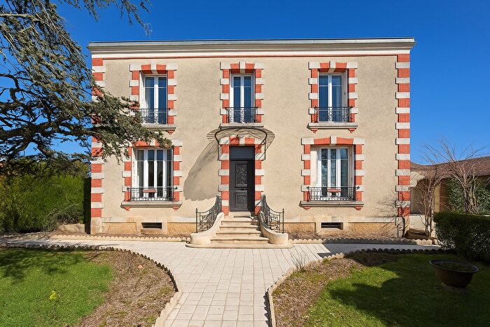 Maison à vendre - Villejésus - 6 pièces - 3 chambres