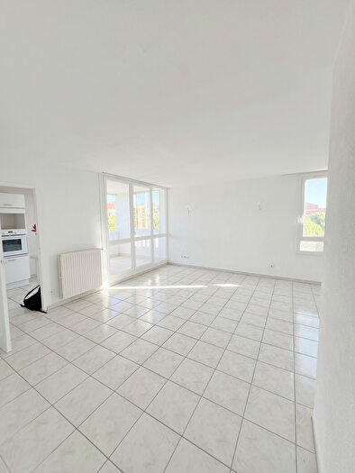 Appartement à vendre - Plan-de-Cuques - 3 pièces - 2 chambres