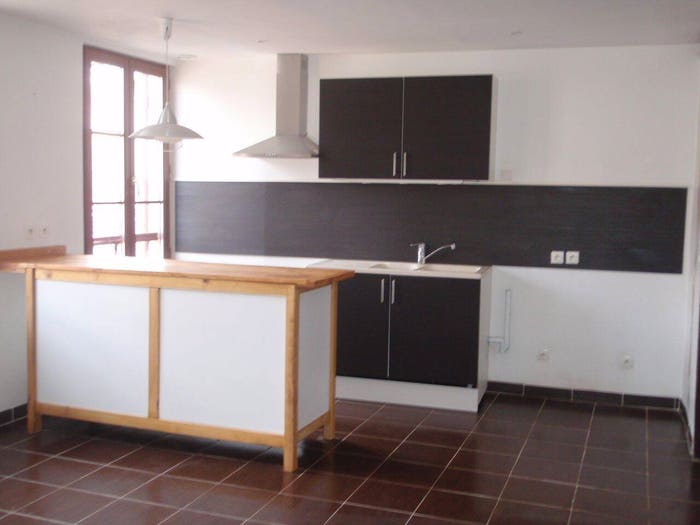 Trie-Château : Appartement 3 pièces à louer
