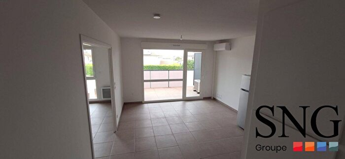 Appartement à louer - Geraniums-Champlantier-La Begude, Feyzin - 1 pièce - 1 chambre