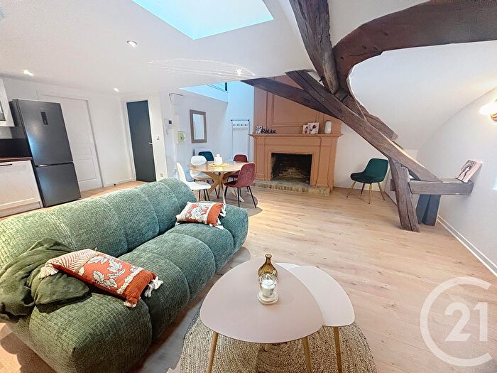 Appartement à louer - Saint-Jean-de-Braye, Est - 3 pièces - 1 chambre