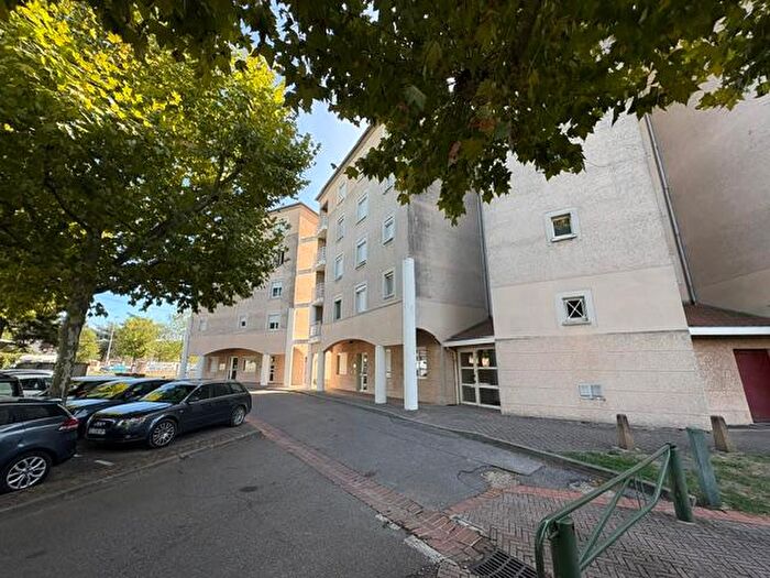 Appartement 2 pièces à Le Péage-de-Roussillon, à louer