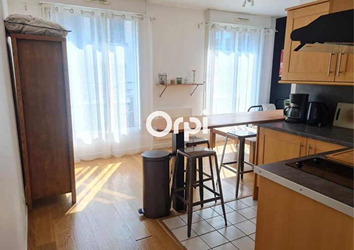 Appartement à louer - Anseele-Centre-Nations Unies-Crouy-Esperence, Roubaix - 1 pièce