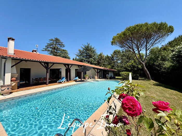 Maison 7 pièces à Gimont, à vendre