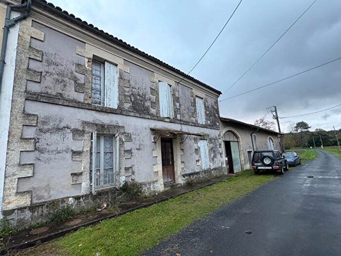 Maison à vendre - Pessac-sur-Dordogne - 7 pièces - 3 chambres
