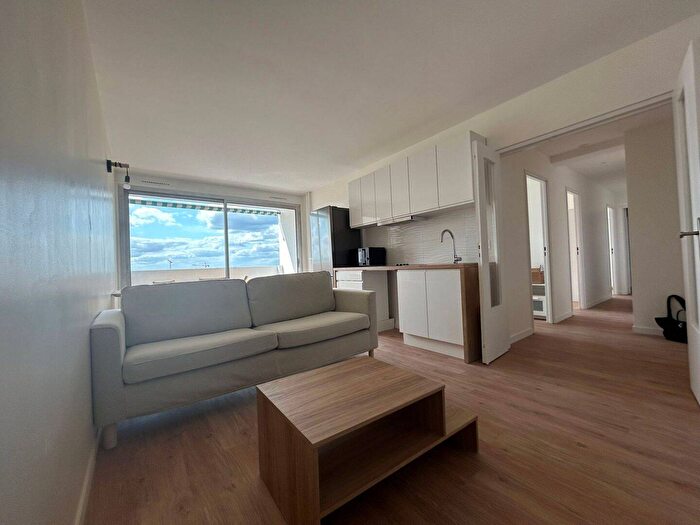 Colombes : Appartement 4 pièces à louer