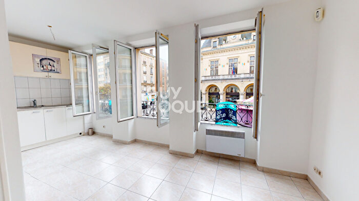 Appartement 3 pièces à vendre - Les Lilas, Decros, Convention