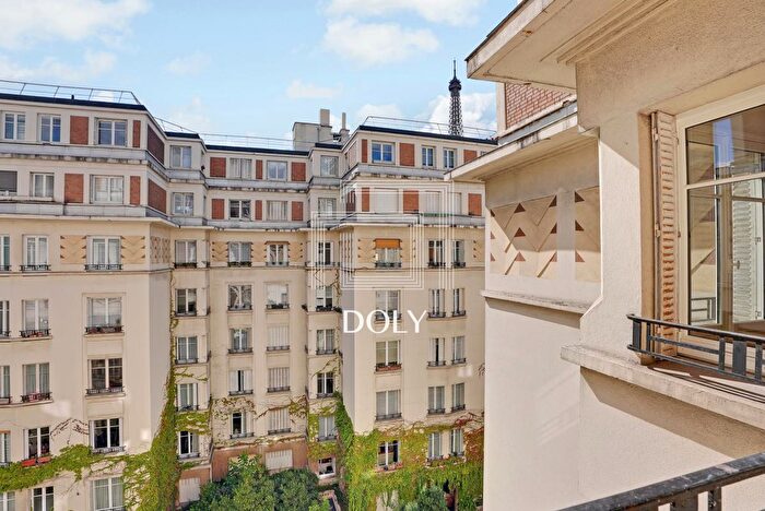 Appartement à vendre - Paris e , Champ de Mars - 3 pièces - 2 chambres