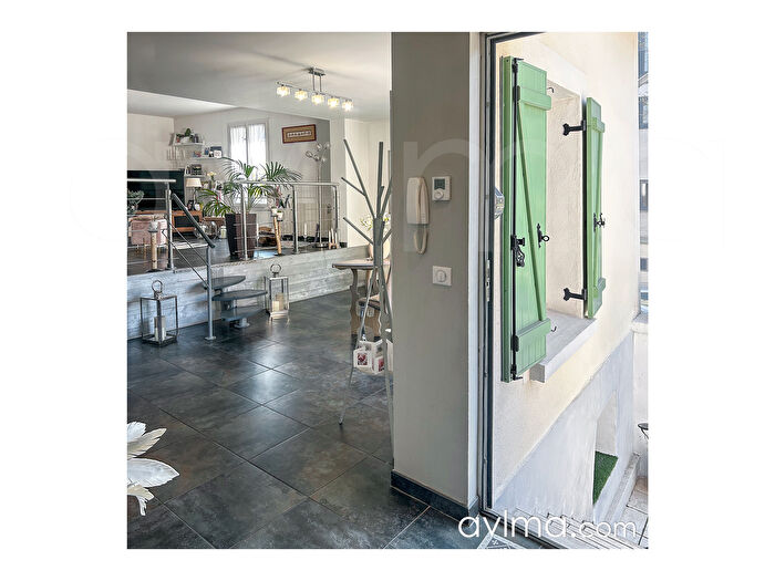 Maison à vendre - Louveciennes - 4 pièces - 3 chambres