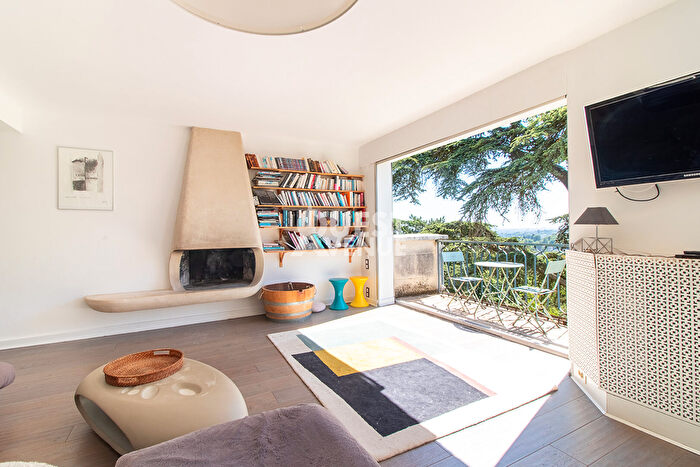Appartement 4 pièces à Ville-d'Avray, à vendre