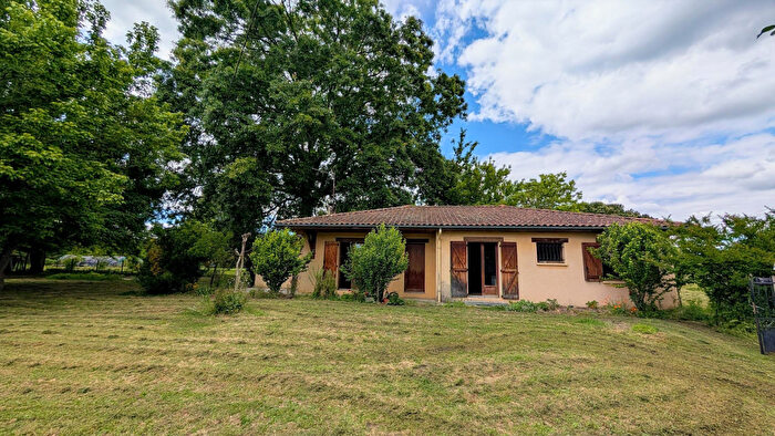 Maison 5 pièces à Saint-Christoly-de-Blaye, à vendre