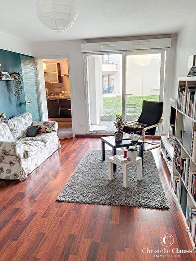 Appartement à louer - Ottmarsheim - 3 pièces - 2 chambres