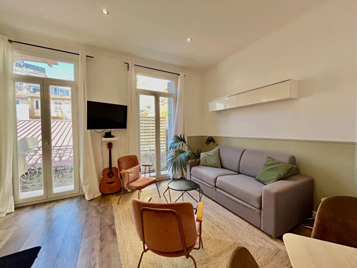 Appartement à vendre - Nice, Carré dor - 2 pièces - 1 chambre