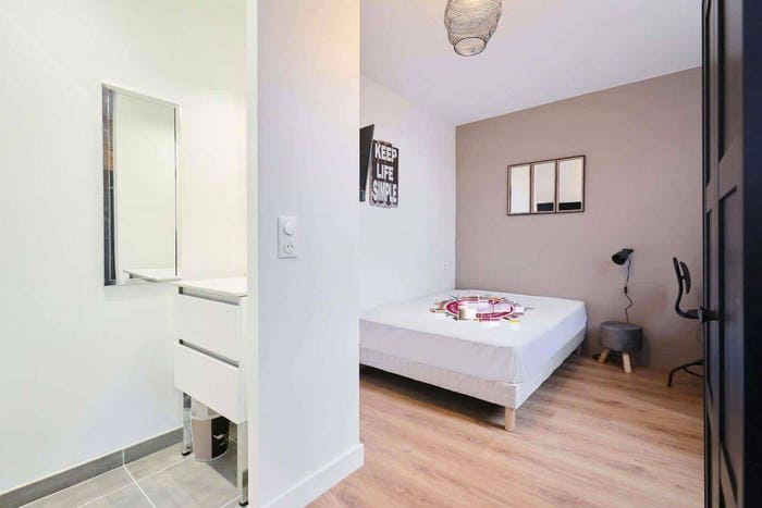 Appartement 1 pièce à Centre Ville, Reims, à louer