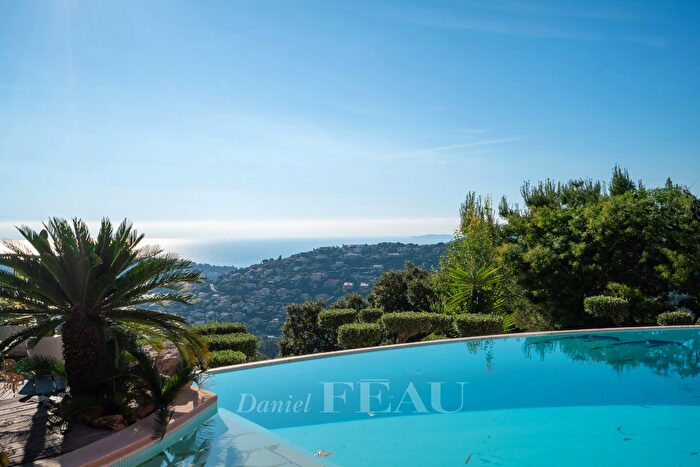 Maison à vendre - Cavalaire-sur-Mer, Le Parc- Frais Vallon, Le Jas - 10 pièces - 6 chambres