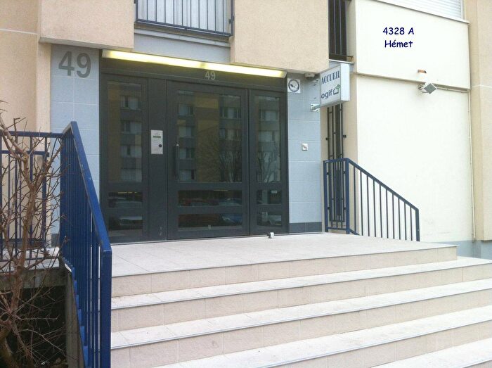 Appartement à louer - Vallès La Frette, Aubervilliers - 2 pièces - 1 chambre