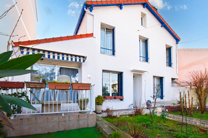 Maison à vendre - Nanterre, Mont Valérien - 4 pièces - 3 chambres