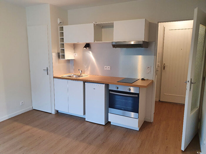 Appartement 1 pièce à Vannes, Centre-ville, Le Port, à louer