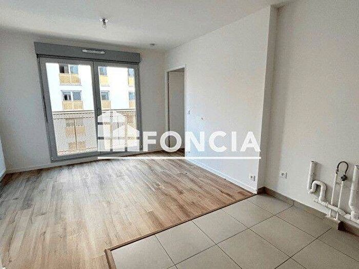 Bois dAmour-Porte de Paris-Courlancy, Reims : Appartement 2 pièces à louer