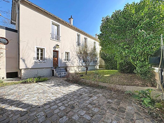 Maison à louer - Bords de Marne, Créteil - 6 pièces - 3 chambres