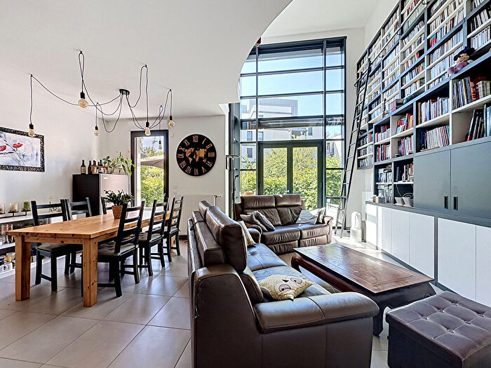 Maison 5 pièces à Saint-Cyr-lécole, Fontaine Saint-Martin, à vendre