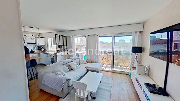 Paris 19ème, Porte des Lilas - Appartement 2 pièces à louer