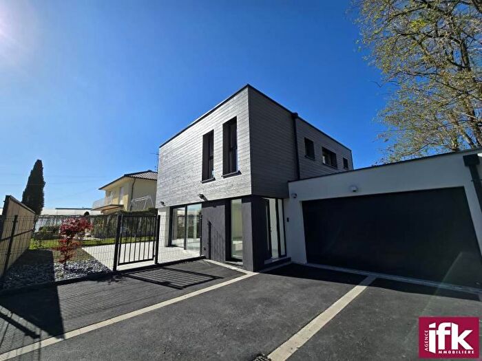 Maison à vendre - Colmar - 4 pièces - 3 chambres