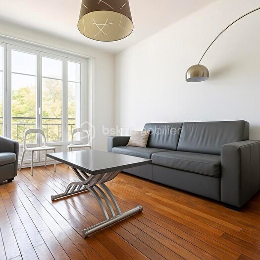 Appartement à vendre - Issy-les-Moulineaux, Centre-ville, Corentin Celton, Les Varennes - 3 pièces - 2 chambres