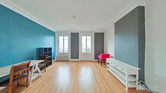 Appartement à louer - Saint-Étienne, Saint-Roch, Vivaraize, Valbenoite, Centre Deux - 2 pièces - 1 chambre