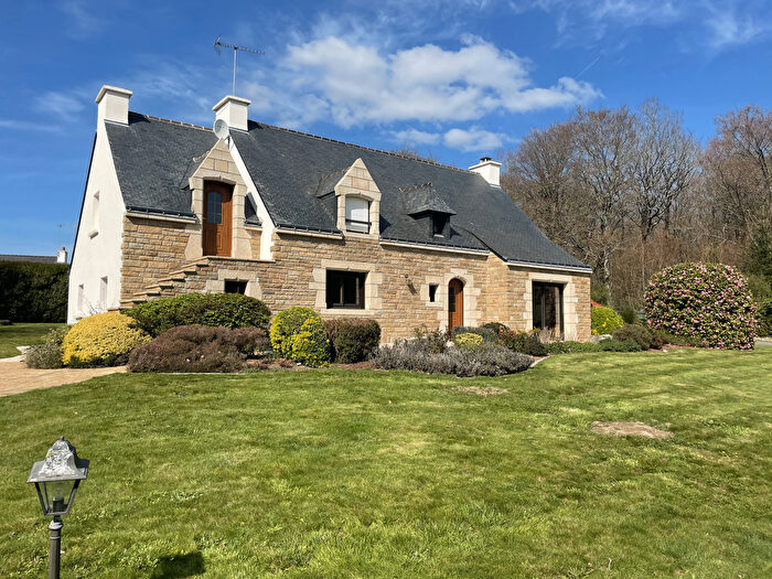 Maisons à vendre et appartements à louer - 1
