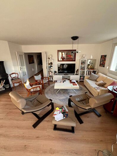 Appartement à louer - Scy-Chazelles - 4 pièces - 2 chambres