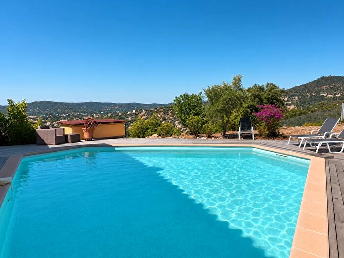 Maison 4 pièces à Le Lavandou, Rousset, Four des Maures, Saint-Clair, à vendre