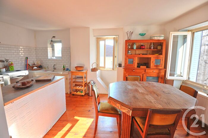 Appartement à vendre - Romans-sur-Isère, Centre-ville - 5 pièces - 3 chambres