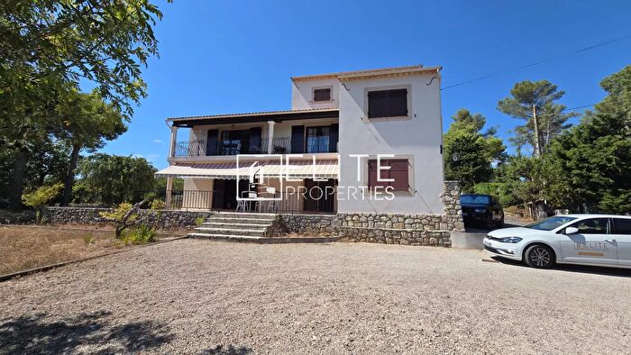 Appartement à vendre - Mouans-Sartoux - 3 pièces - 2 chambres