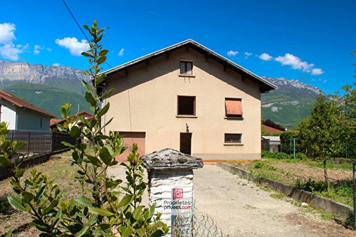 Maison à vendre - Le Cheylas - 6 pièces - 4 chambres