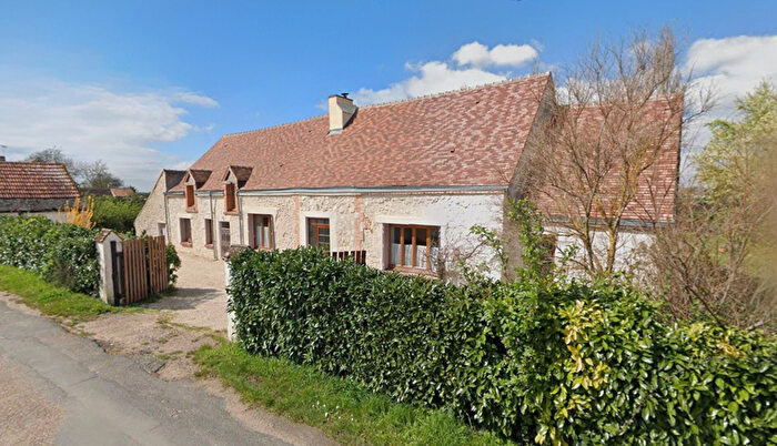 Maison à vendre - Saint-Ay - 8 pièces - 5 chambres