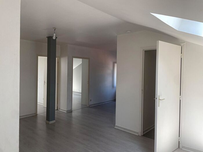 Appartement 3 pièces à Saint-Chamond, La Valette, Croix Berthaud, Saint-Martin, à louer