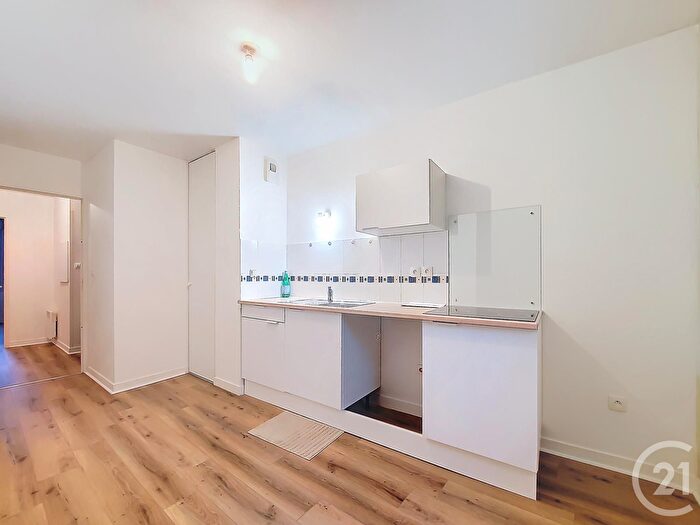 Appartement à louer - Rezé, Pont Rousseau - 3 pièces - 2 chambres