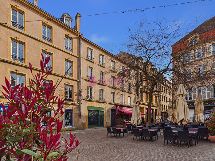 Appartement à vendre - Metz, Centre-ville - 5 pièces - 3 chambres