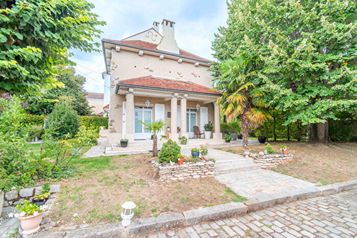 Maison 7 pièces à vendre à Groslay