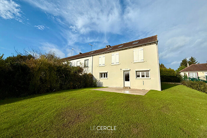 Maison à louer - Courteuil - 6 pièces - 4 chambres